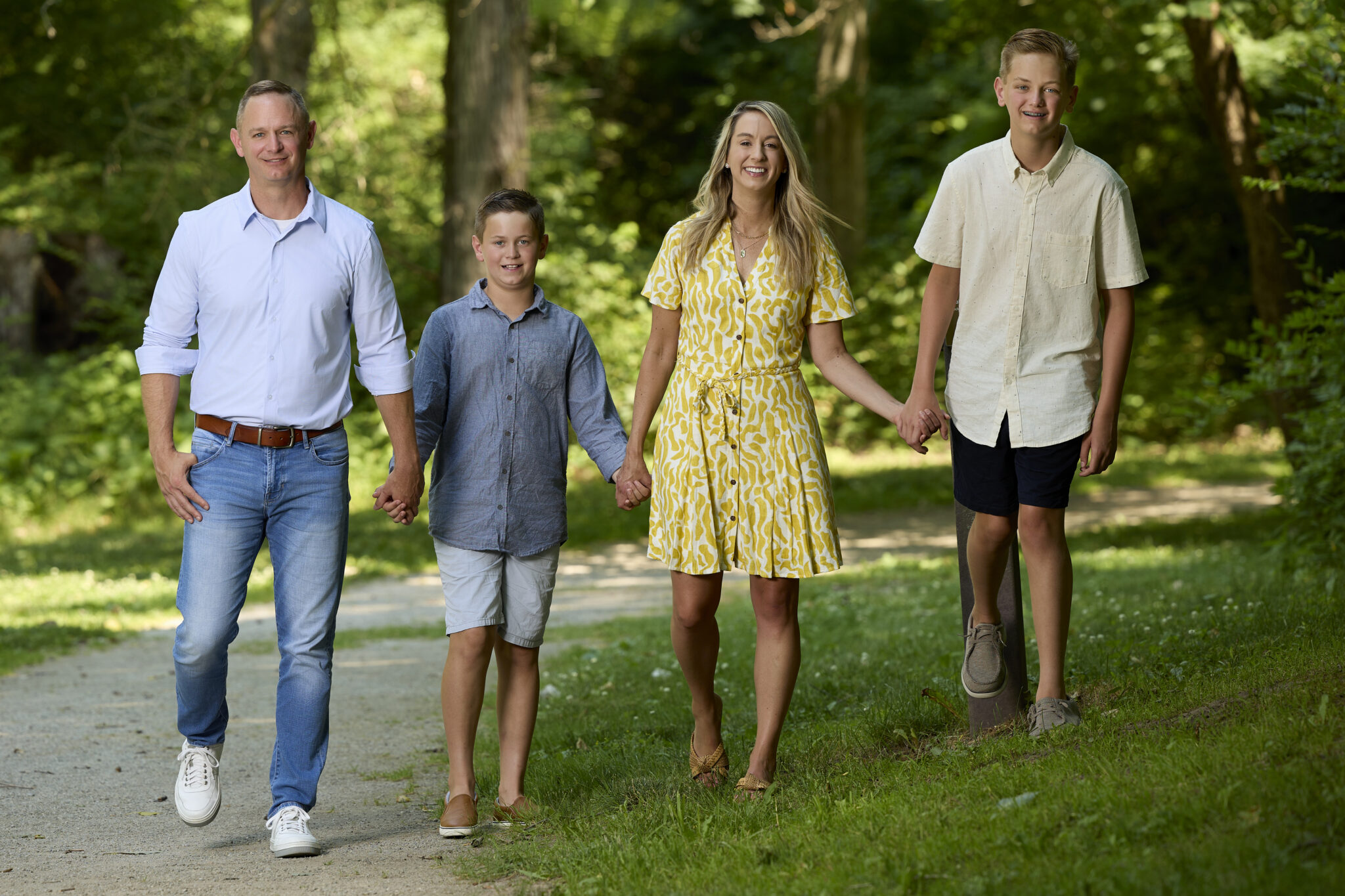 Westcott University — Mastering Family Portraits: Pro Tips Posing ...