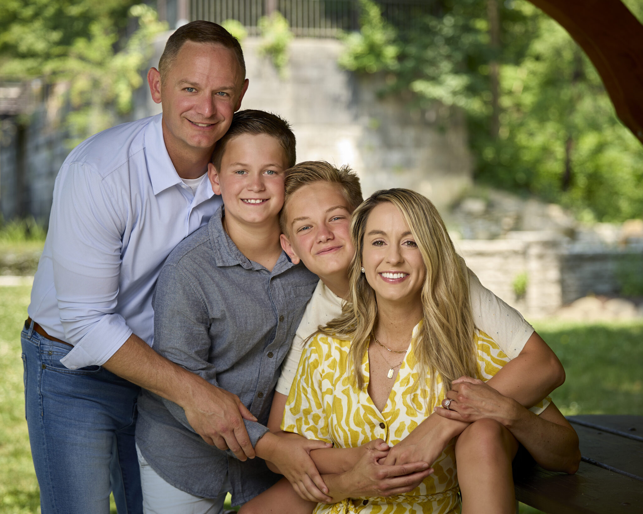 Westcott University — Mastering Family Portraits: Pro Tips Posing ...