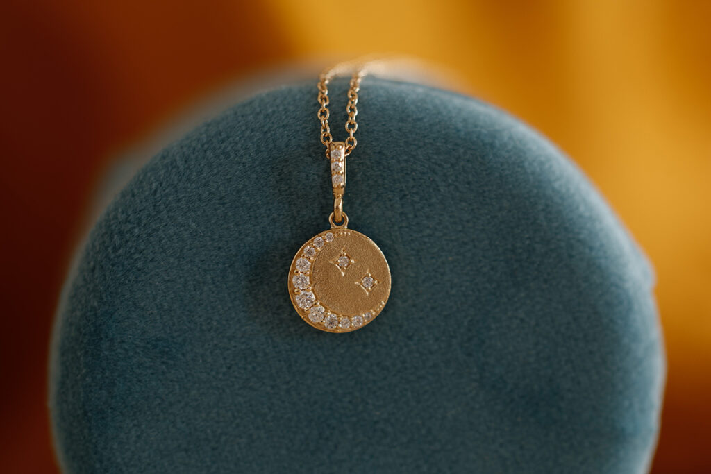 Westcott University — Jewelry Photography Made Easy: A Comparison Using ...